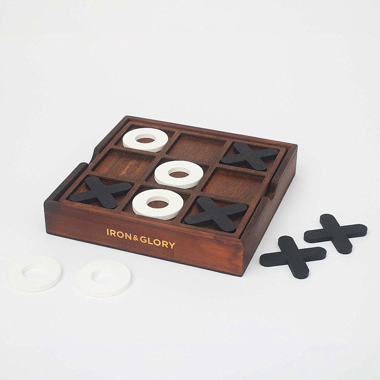 Juego tres en raya de madera